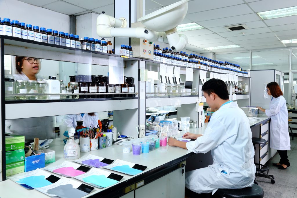 GALLERY - LABORATORY - Colossal International
